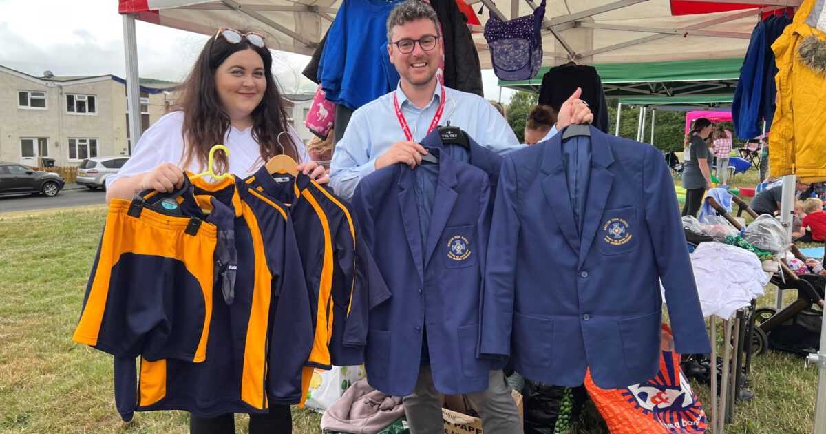 SCHOOL UNIFORM SWOP SHOP EASTER EVENT - Matthew Dorrance
